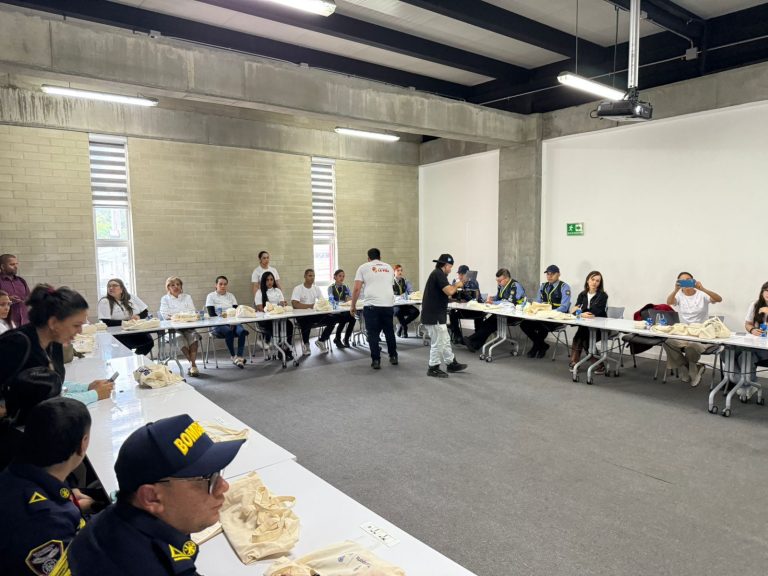 La ANSV reafirma su compromiso con la seguridad vial y rinde homenaje a ...